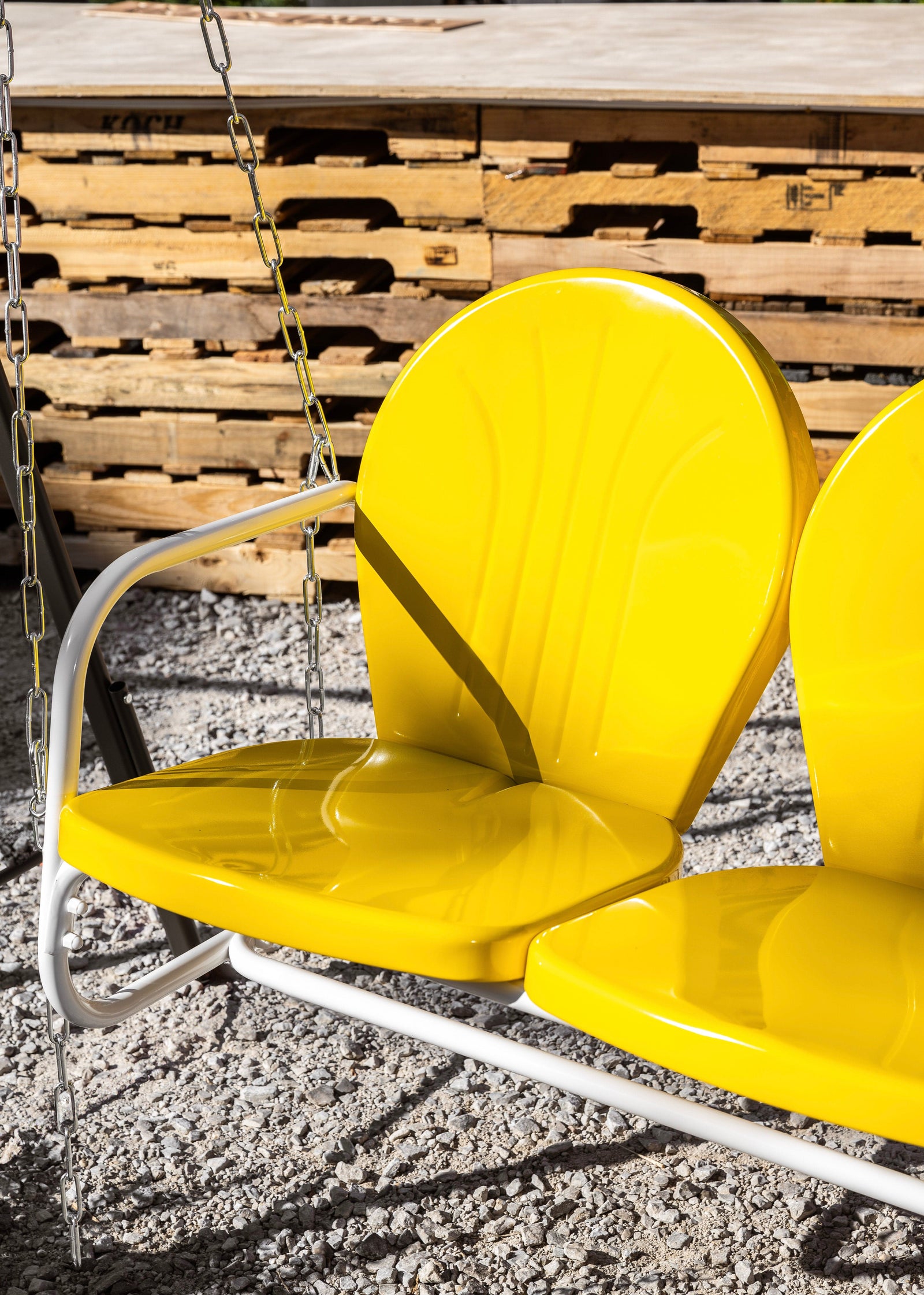 Live Casual Metal Swings